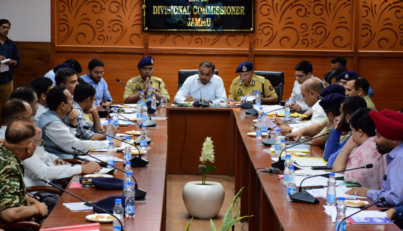 Div Com Jammu, ADGP Jammu discuss arrangements for Shri Amarnathji ... Div Com Jammu, ADGP Jammu discuss arrangements for Shri Amarnathji ...